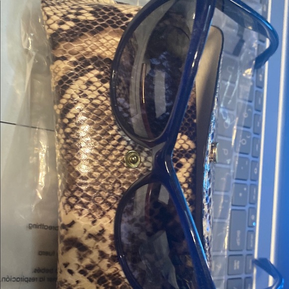 kate spade | Accessories | Kate Spade Sunglasses With Snakeskin Case ...